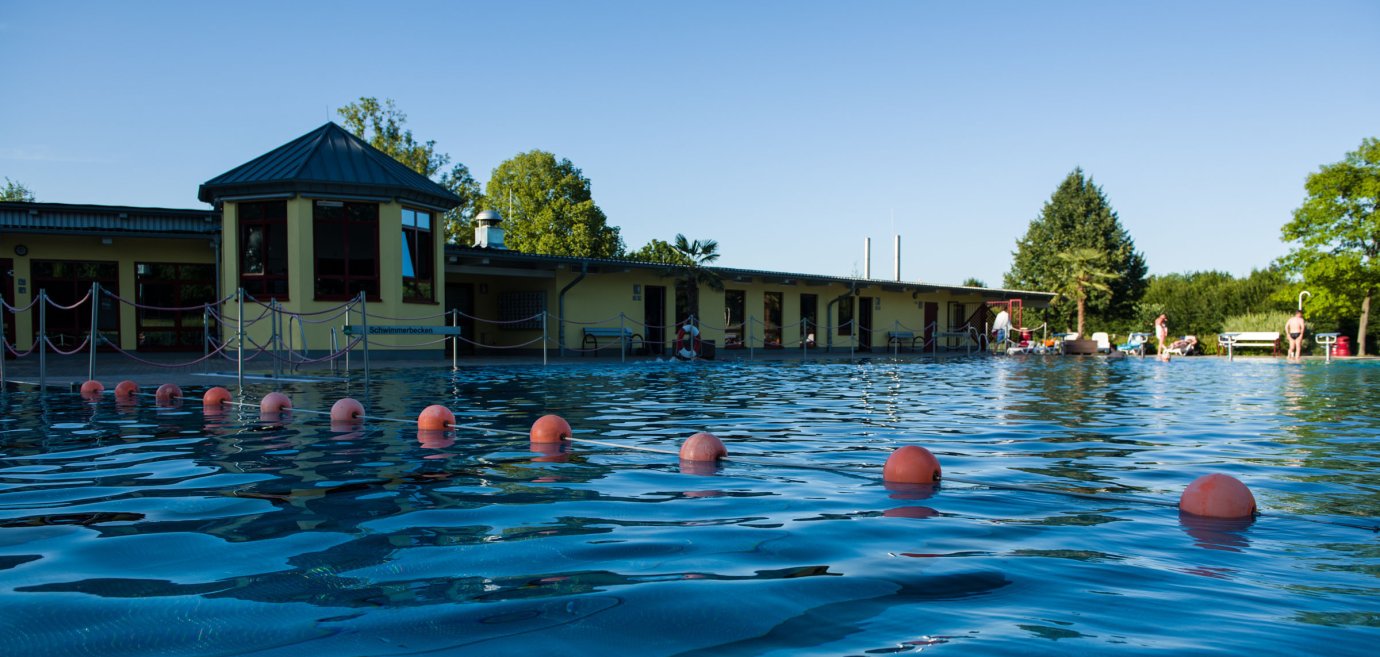 Badesaison 2025 startet am 17. Mai | Stadt Reinheim